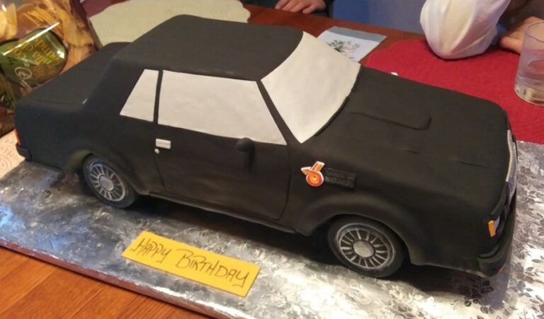 Buick GN Birthday Cakes!