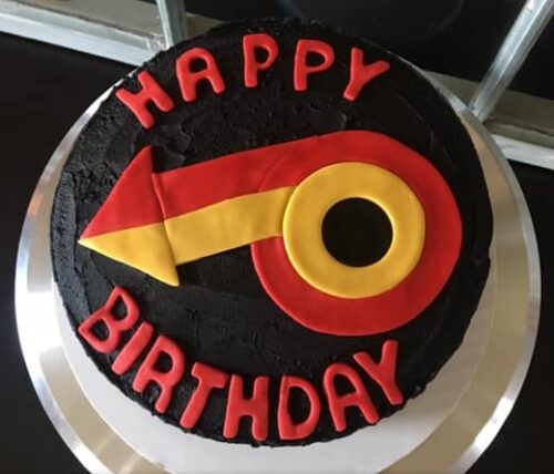 Buick Turbo 6 Emblem Birthday Cakes